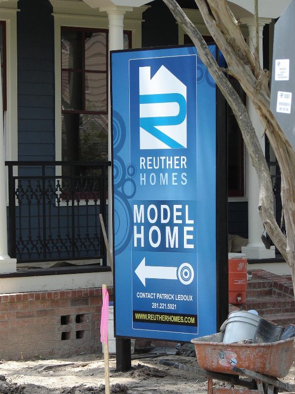 Post & Panel Signs/Real Estate Signs